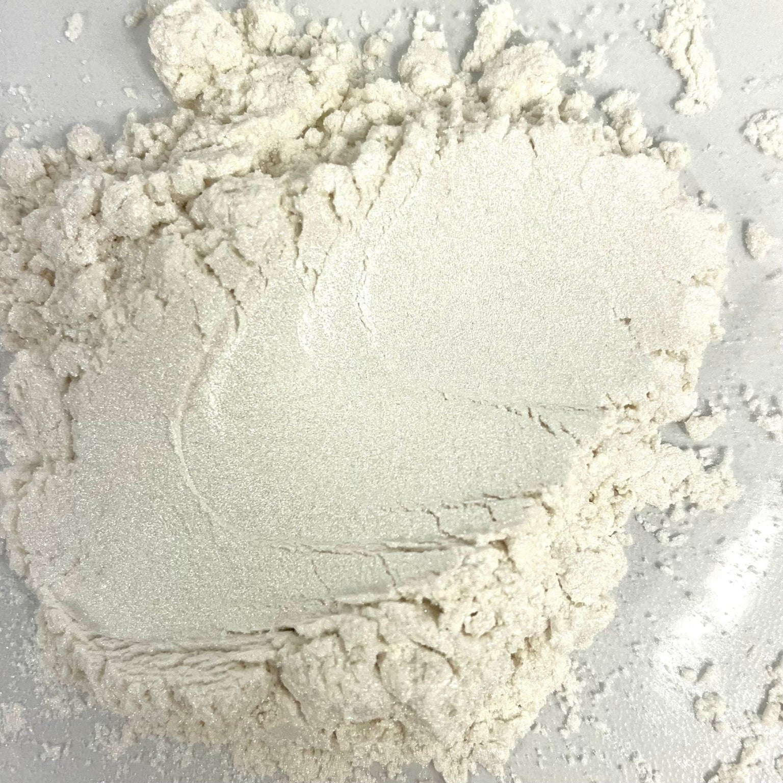 Buy Mica Powders for Resin & Art Projects Online | Harry & Wilma